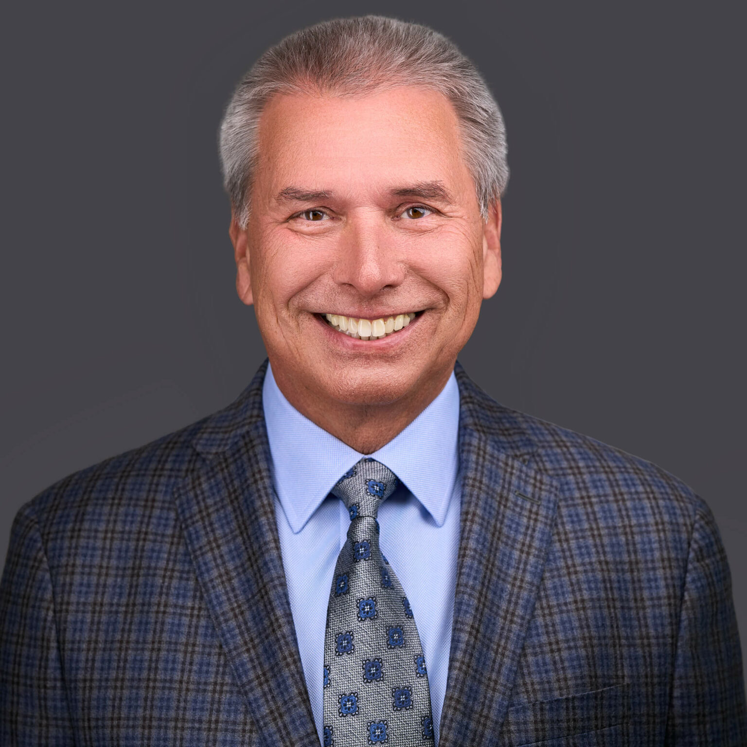 Dr. Johannes C. Evans | Ophthalmologist | Kentucky Eye Institute
